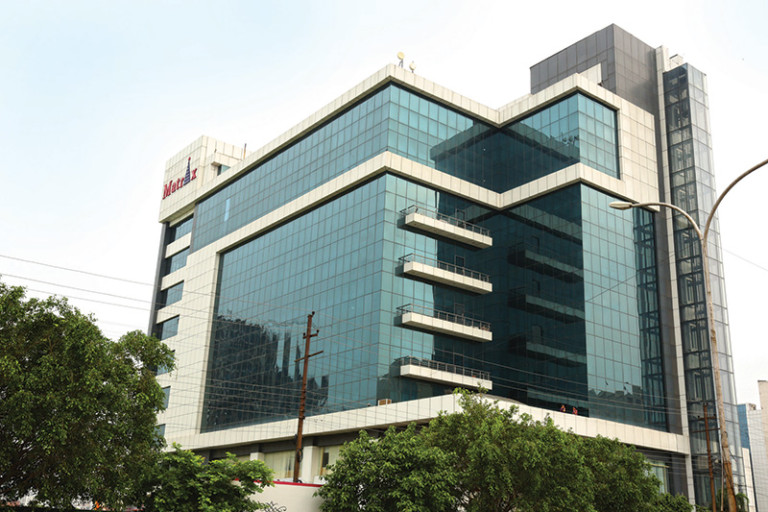 Logix Technova Rent, Logix technova Office Resale Sector 132 Noida price
